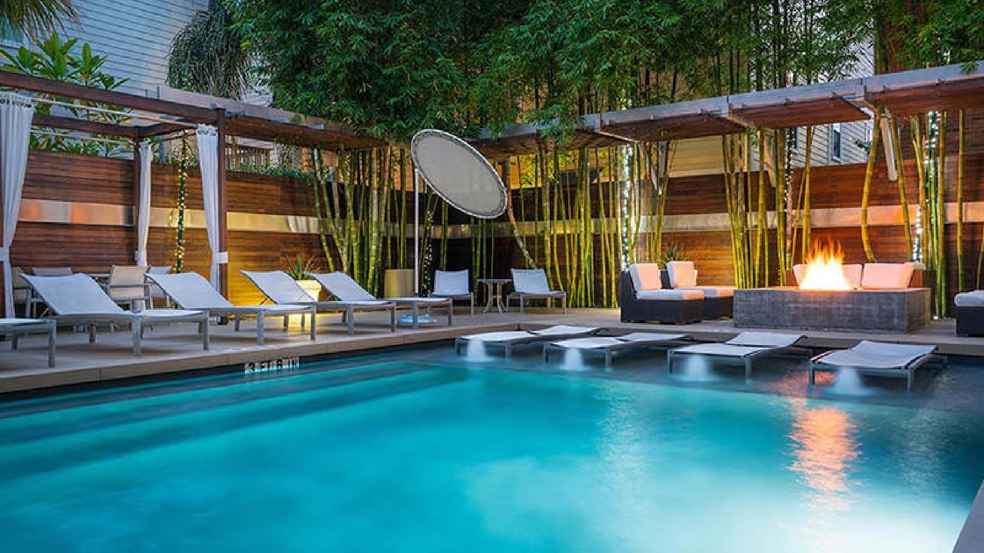 Watts Pool: Commercial high-quality pools in Houston Texas.
